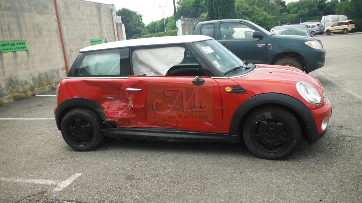 MINI - COOPER 1.6I 16V 120 - Véhicule Accidenté - 0€