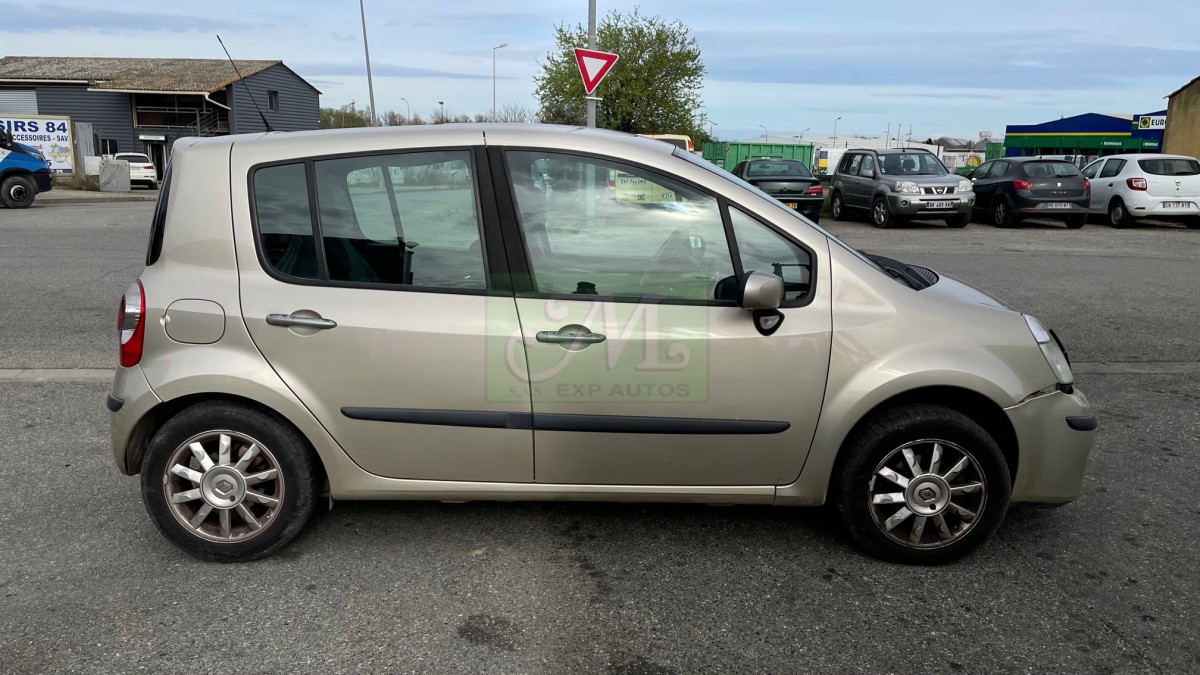 RENAULT - MODUS 1.5 DCI 105 PRIVILEGE - Véhicule Accidenté - 1900€